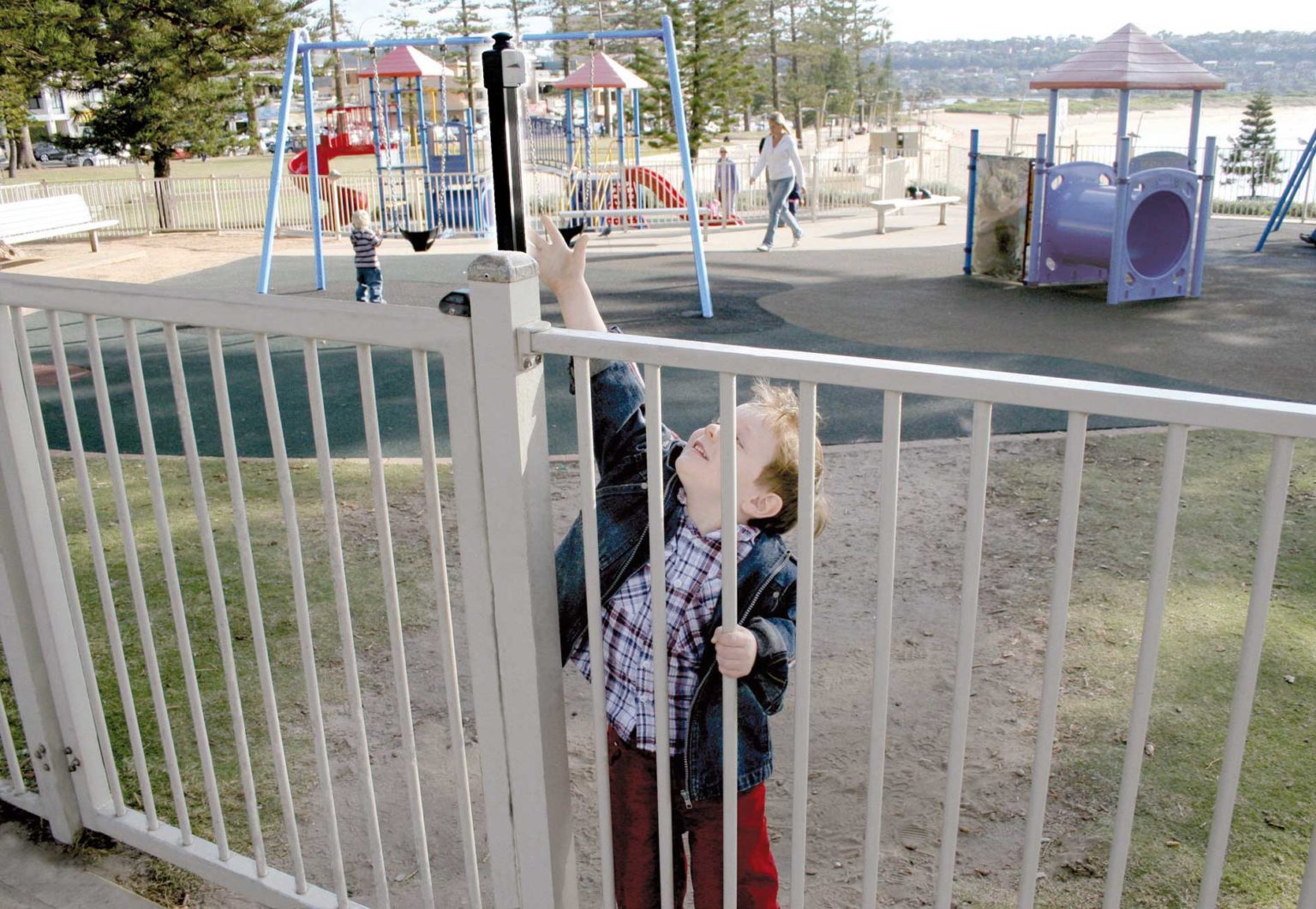 Pool Gate Latch - Pool Gate Magna Latch Kit | Fencescape